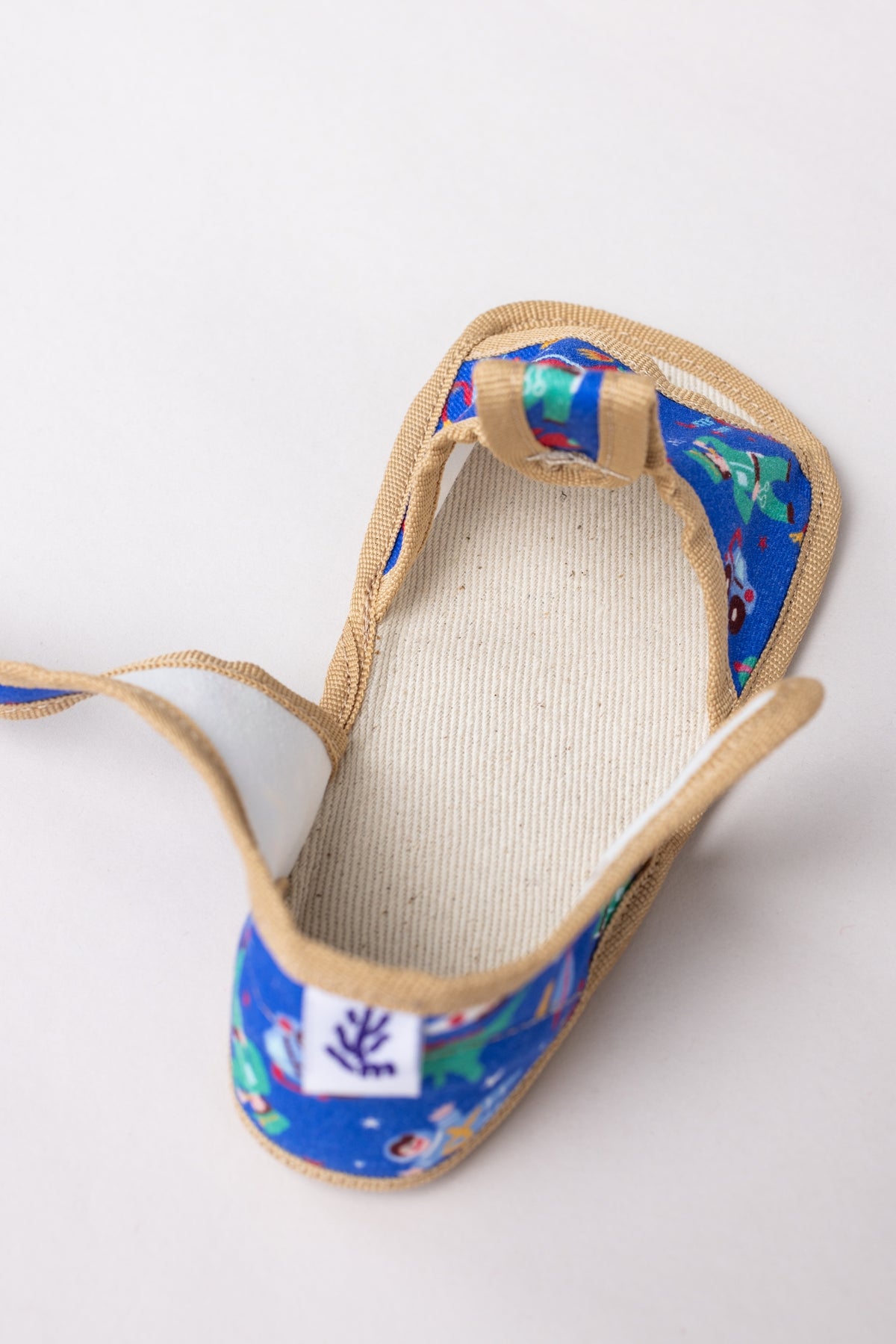 Milash barefoot slippers - model MONICA - Robot